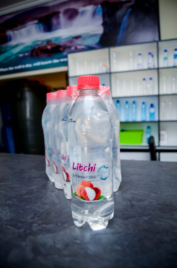 Litchi Flavored Water 500ml - Waterhut